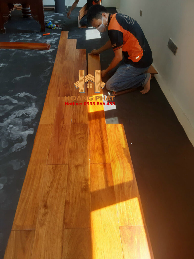Bảng Giá Sàn Gỗ Gõ Đỏ Lào Tại Kho Mới Nhất 2026